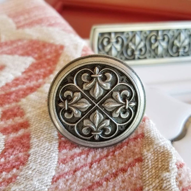 Knobs - Decorative Hardware - Beautifully Handcrafted Knobs